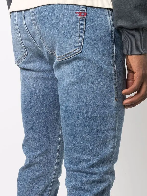 DIESEL® 1983 09c91 Jeans