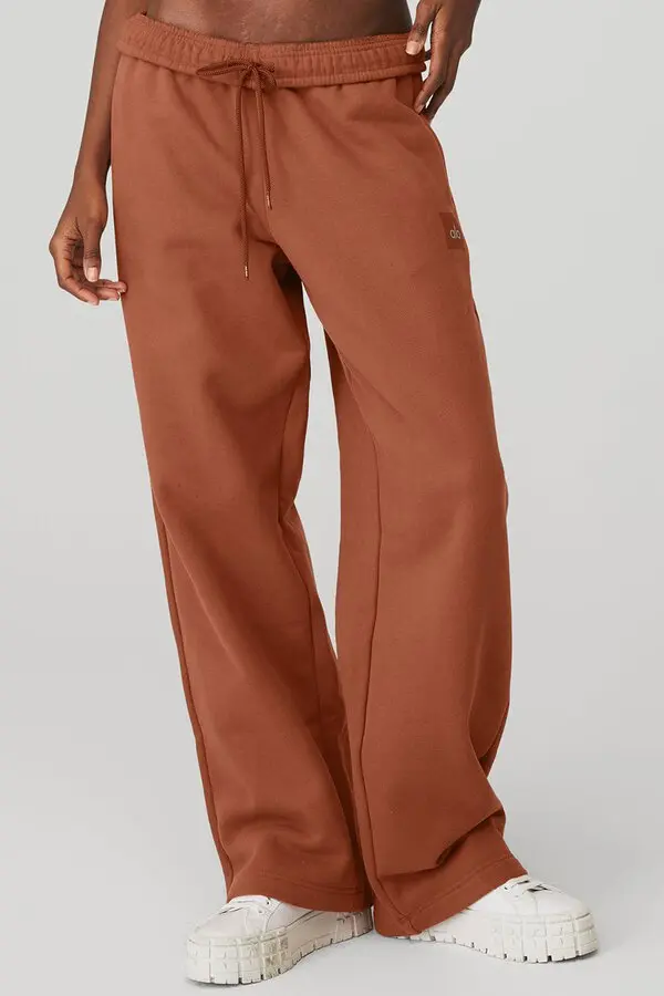 Alo Yoga Renown Heavyweight Sweatpant In Rust 44% Off Editorialist