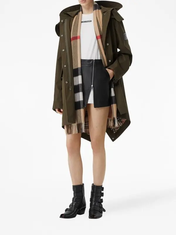 Burberry Vintage Check Cashmere Scarf - Brown
