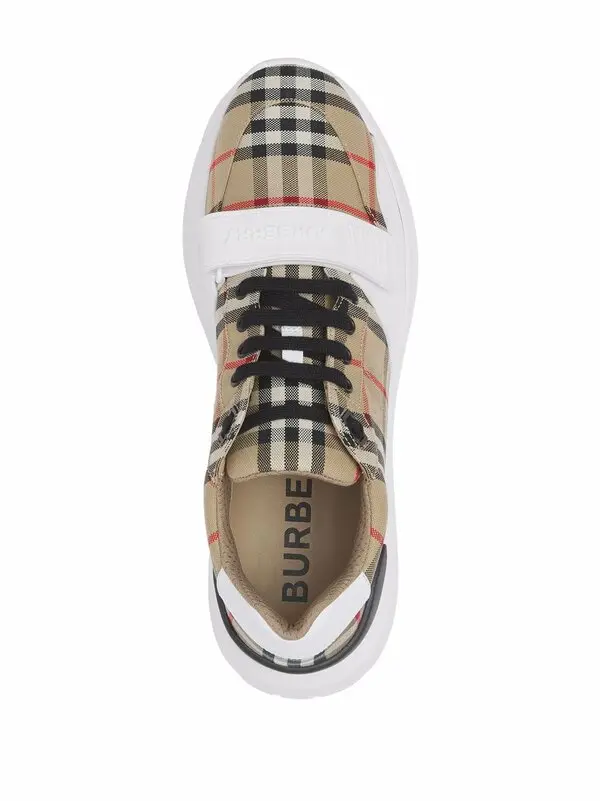 Burberry Regis Low-top Sneakers - Neutrals