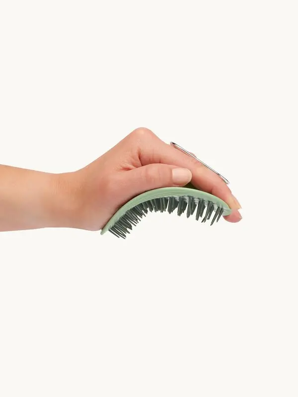 MANTA Hairbrush
