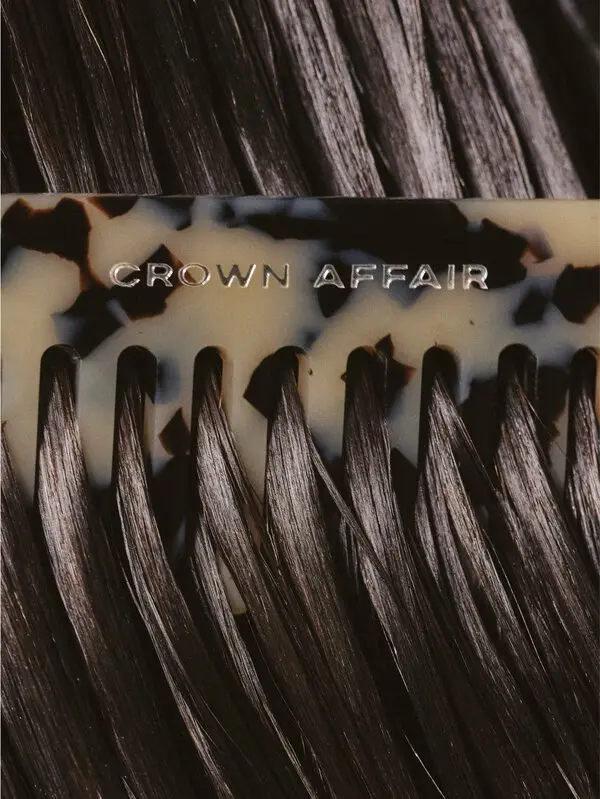 CROWN AFFAIR The Comb No. 002