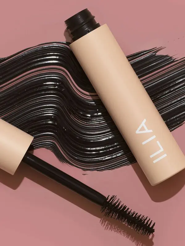 ILIA Fullest Volumizing Mascara - Black