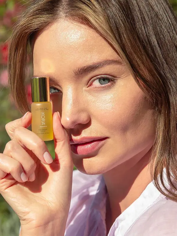 KORA ORGANICS Noni Radiant Eye Oil
