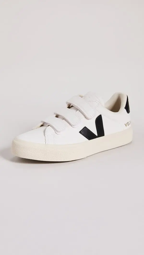 VEJA Recife Logo Sneakers - Extra White/black