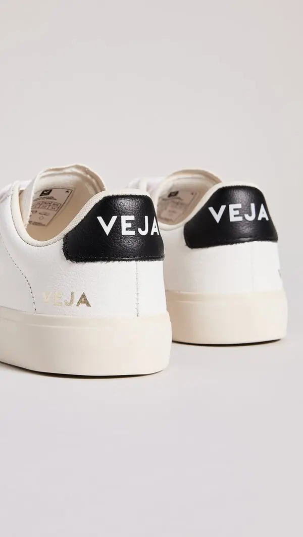 VEJA Recife Logo Sneakers - Extra White/black