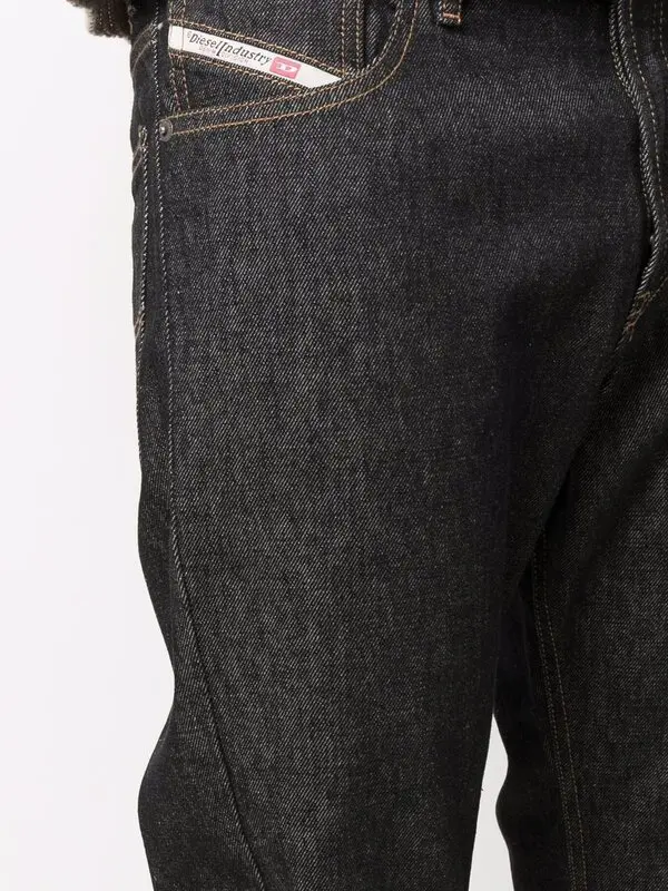 DIESEL® 1995 D-sark Z9c34 Straight-leg Jeans - Black