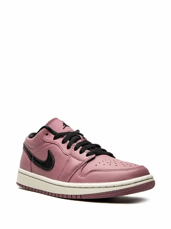 Nike Air Jordan 1 Low Sneakers - Red