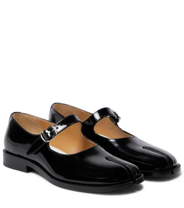 MAISON MARGIELA Tabi Patent Leather Mary Jane Flats - Black
