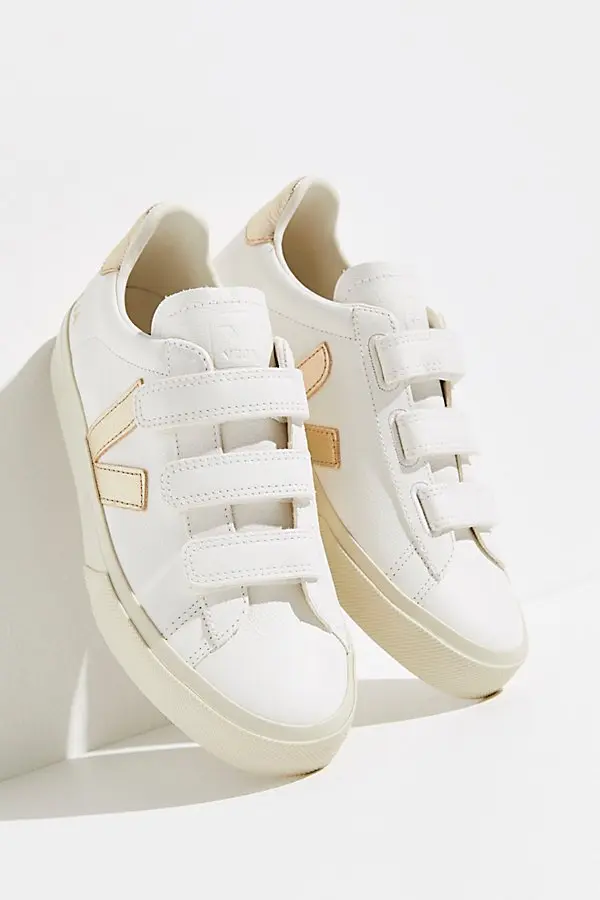 VEJA Recife Sneakers - Extra White / Platine