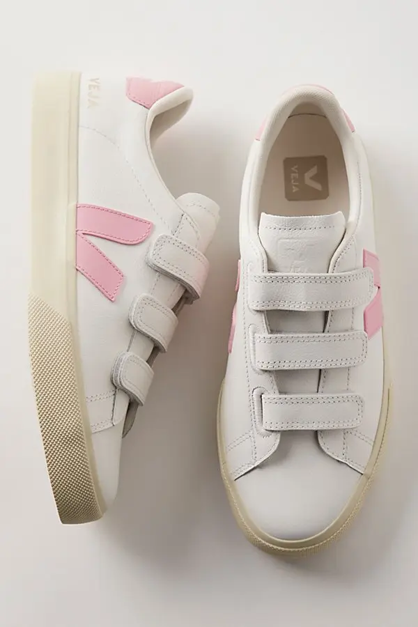VEJA Recife Sneakers - White/guimauve