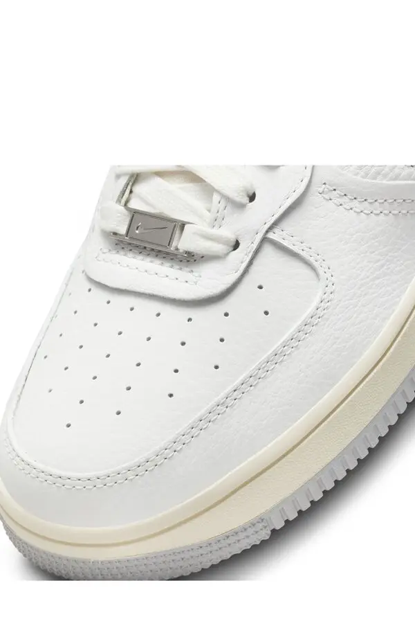 Nike Air Force 1 High Sculpt Sneaker