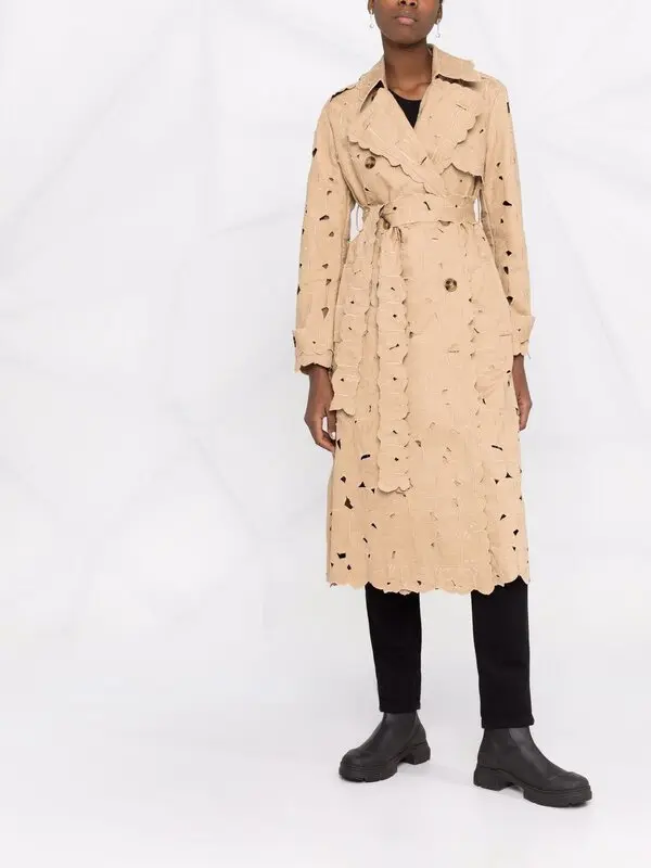 RED VALENTINO トレンチコート ベージュ Red Valentino Trench Coat in Camel | FWRD