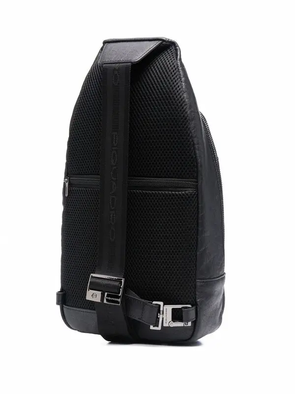 PIQUADRO Debossed-logo Sling Bag
