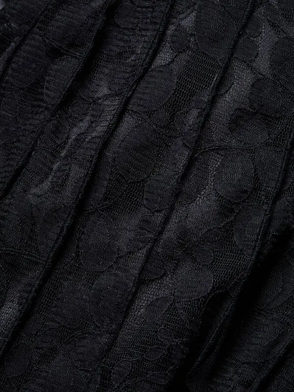 Rickie Freeman For Teri Jon Lace Pintuck Gown