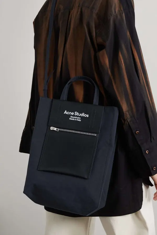Acne Studious Baker Out Lサイズ Acne Studios - Baker Out Large Tote Bag | HBX