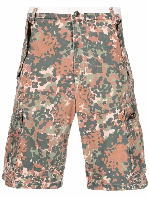 DIESEL® Camouflage-print Cargo Shorts - Pink