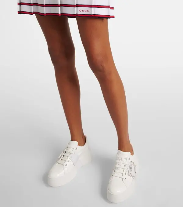 ROGER VIVIER Viv' Skate Leather Sneakers - White