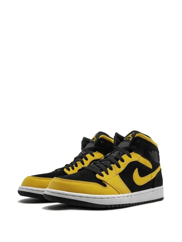 JORDAN 1 Mid Reverse New Love Sneakers