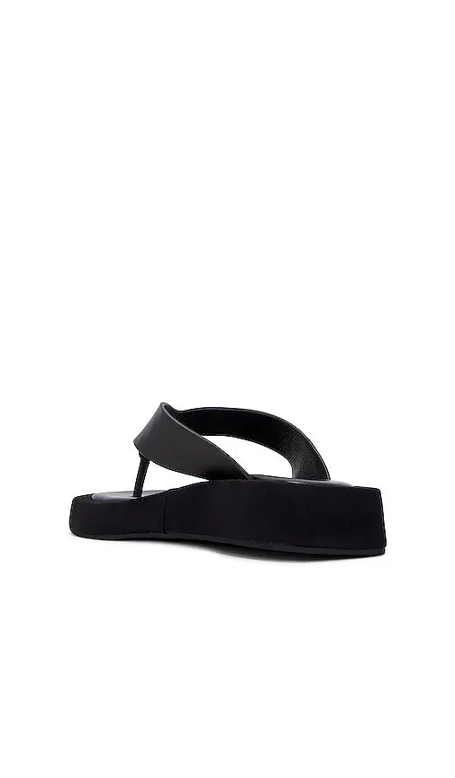 TONY BIANCO Ives Platform Sandal - Black Como