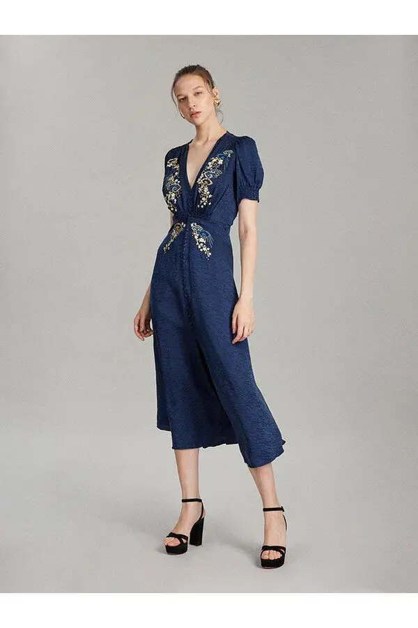 Saloni Lea Long Dress In Navy Cloud Embroidered Blue White