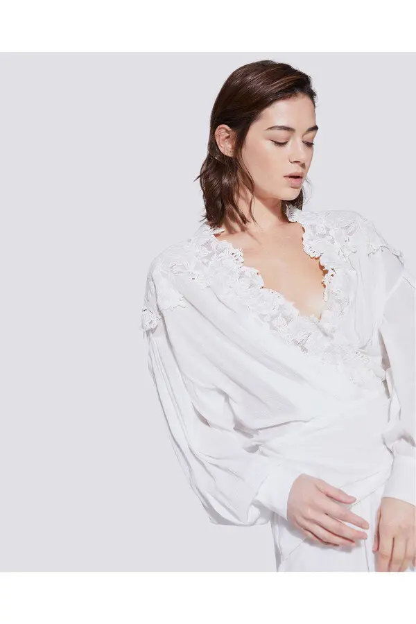 lace dress to impress Florisse main image 0