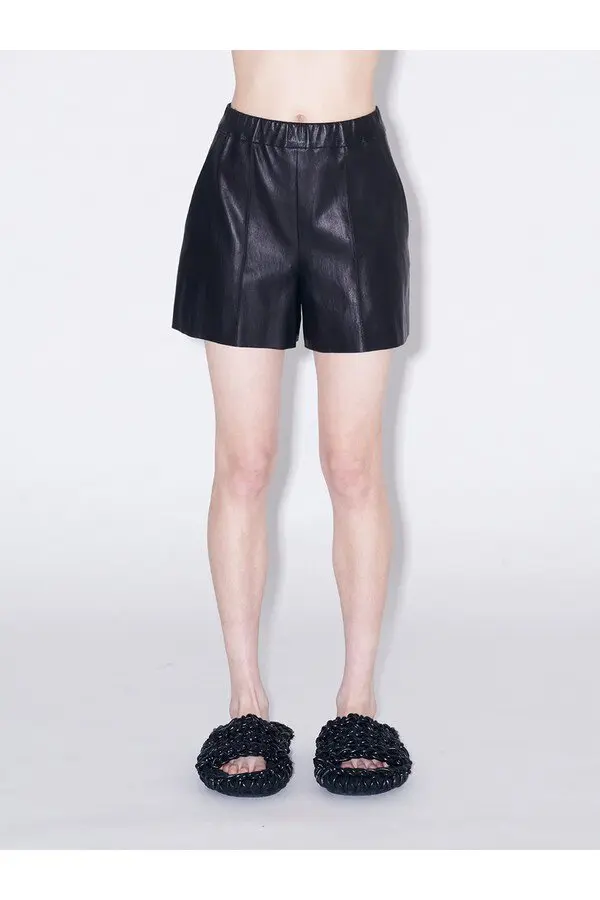 Rosetta Getty Pull On Pintuck Leather Shorts - Black