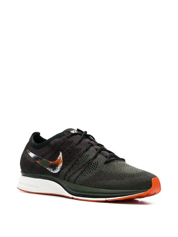 Nike Flyknit Sneakers