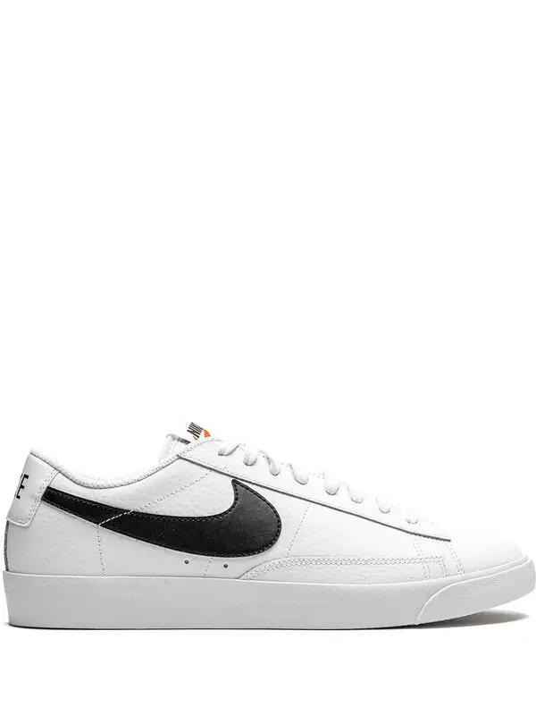 Nike Blazer Low Leather Sneakers - White