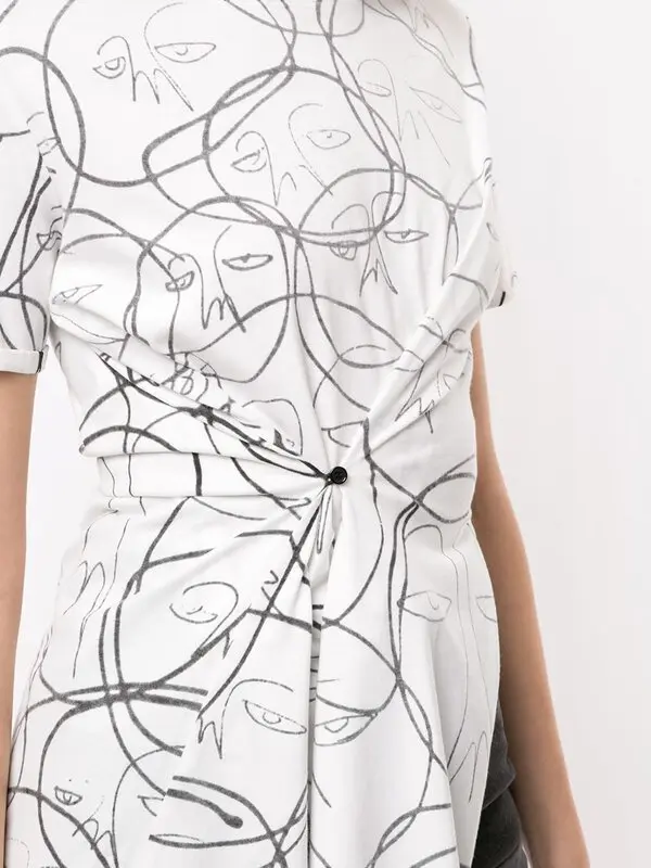 HACULLA. Asymmetric Top