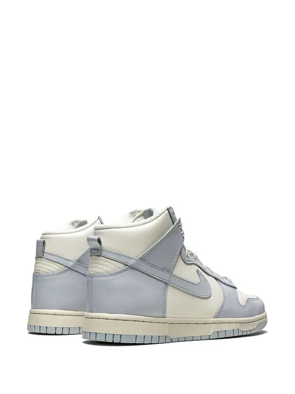 Nike Dunk High Sneakers