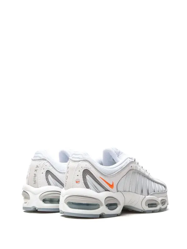 Nike Max Tailwind 4 Sneakers