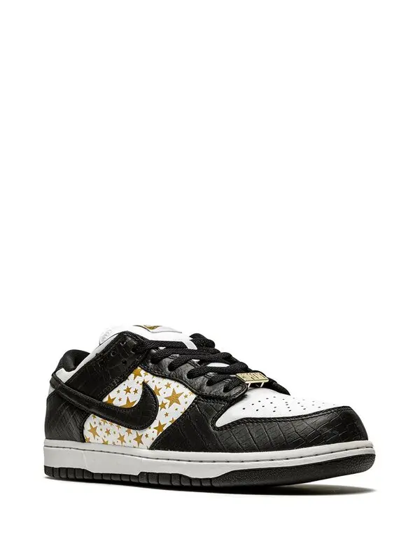 Nike X Supreme Sb Dunk Low Stars Sneakers - Black
