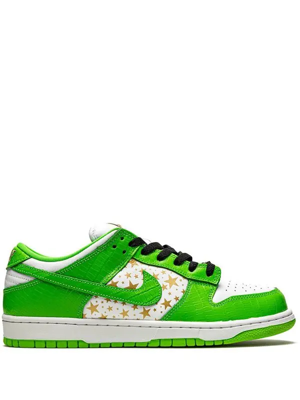 Nike X Supreme Sb Dunk Low Stars Mean Sneakers - Green