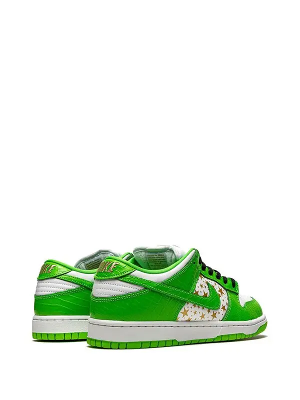 Nike X Supreme Sb Dunk Low Stars Mean Sneakers - Green