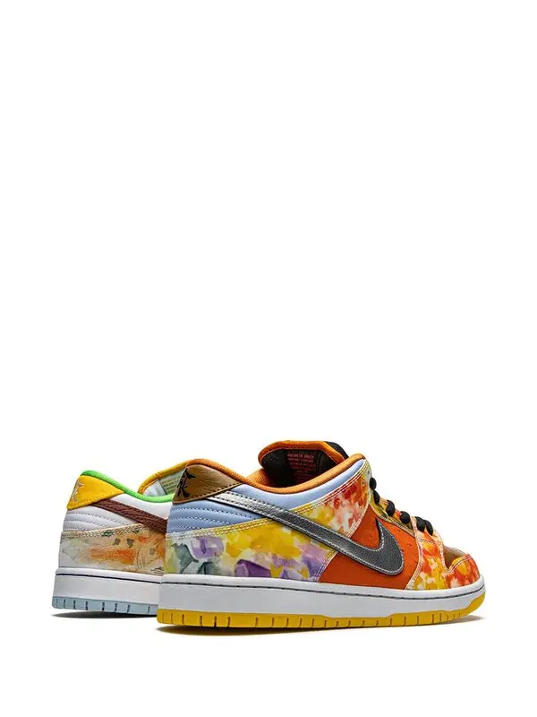 Nike Sb Dunk Low Street Hawker Sneakers - Neutrals