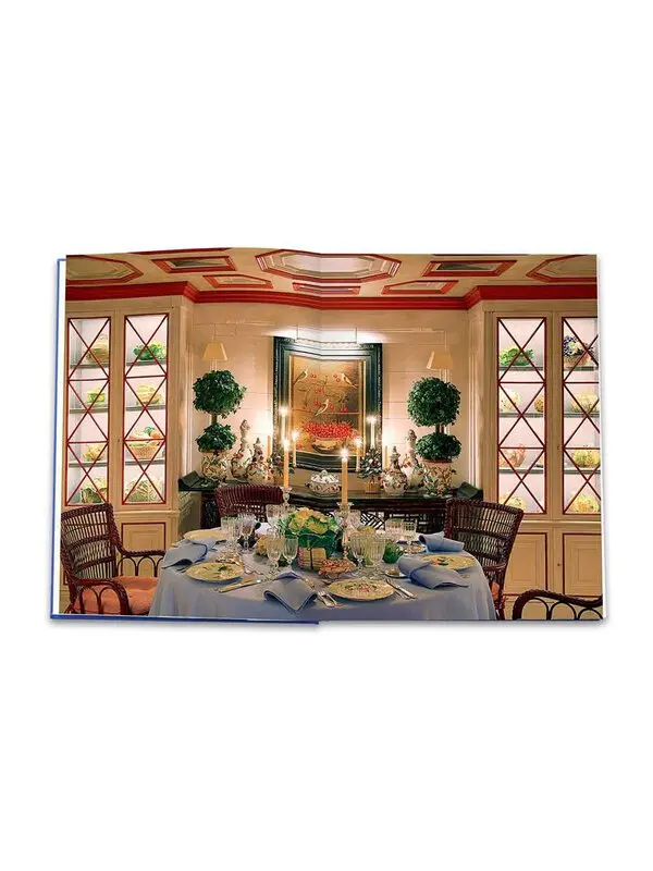 Assouline Valentino: At The Emperor's Table