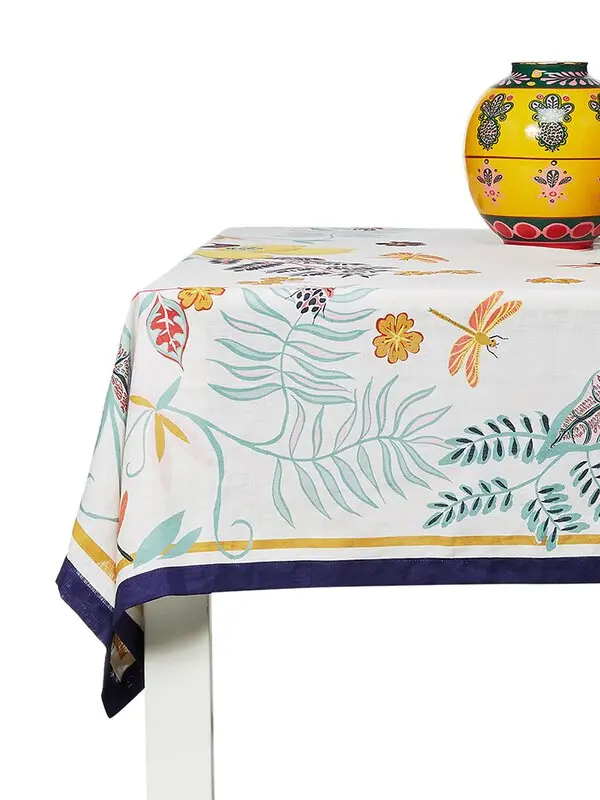 La DoubleJ Botanical Print Tablecloth