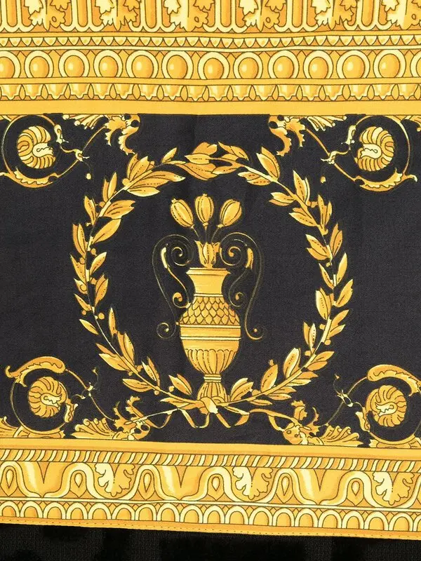 Versace I Love Baroque Beach Towel - Black