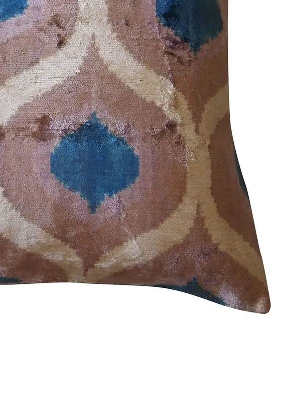 LES-OTTOMANS Jacquard Silk Velvet-blend Cushion