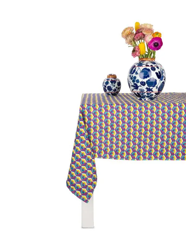 La DoubleJ Geometric Pattern Table Cloth