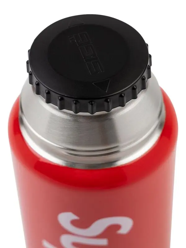 Supreme Sigg Vacuum Insulated 0.75l Bo Flask - Red | Editorialist