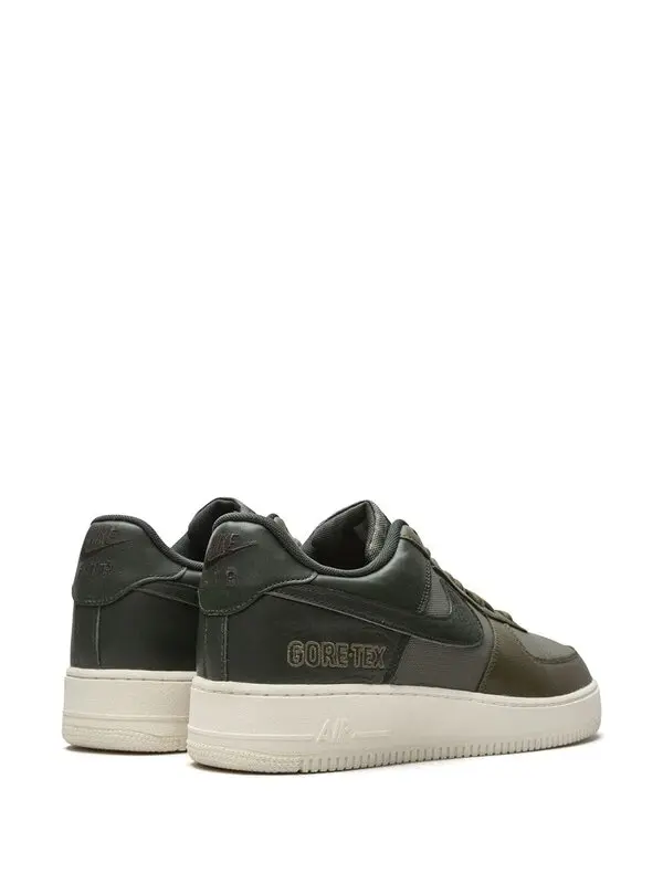 Nike Force 1 Low Gore-tex Sneakers