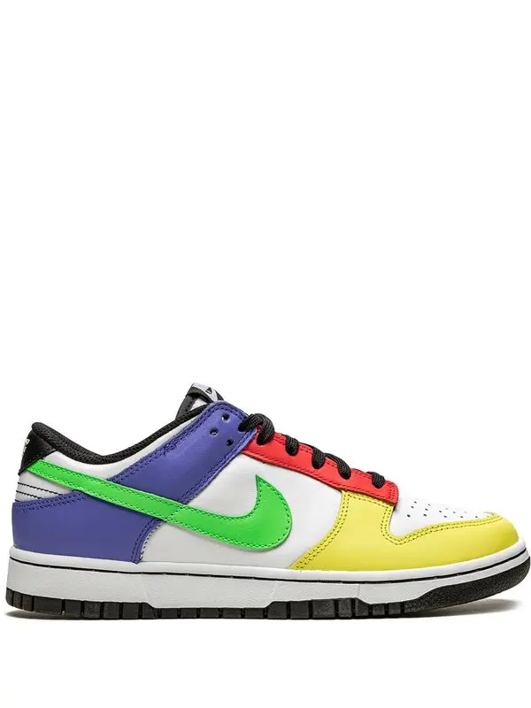 Nike Dunk Low Sneakers