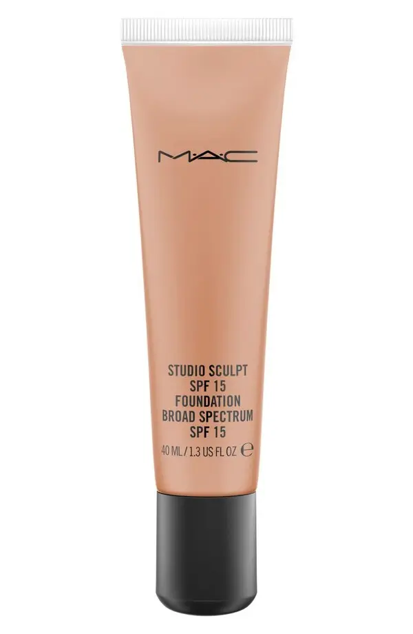 MAC COSMETICS Mac Studio Sculpt Broad Spectrum Spf 15 Foundation