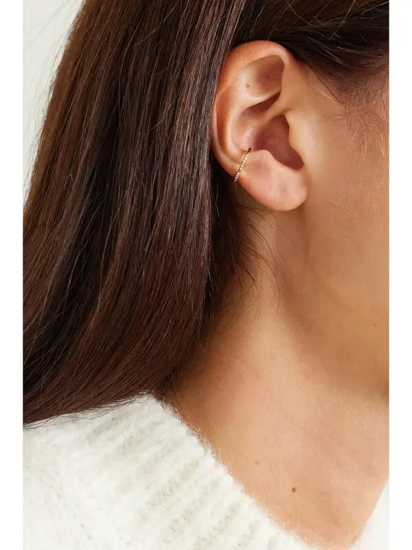 STONE AND STRAND Diamond Ear Cuff