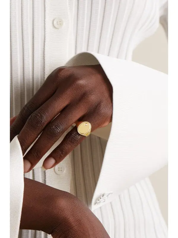 Yvonne Léon 9-karat Ring With Diamond