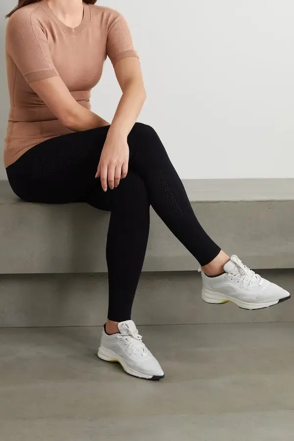 AZ FACTORY Mybody Stretch-knit Top