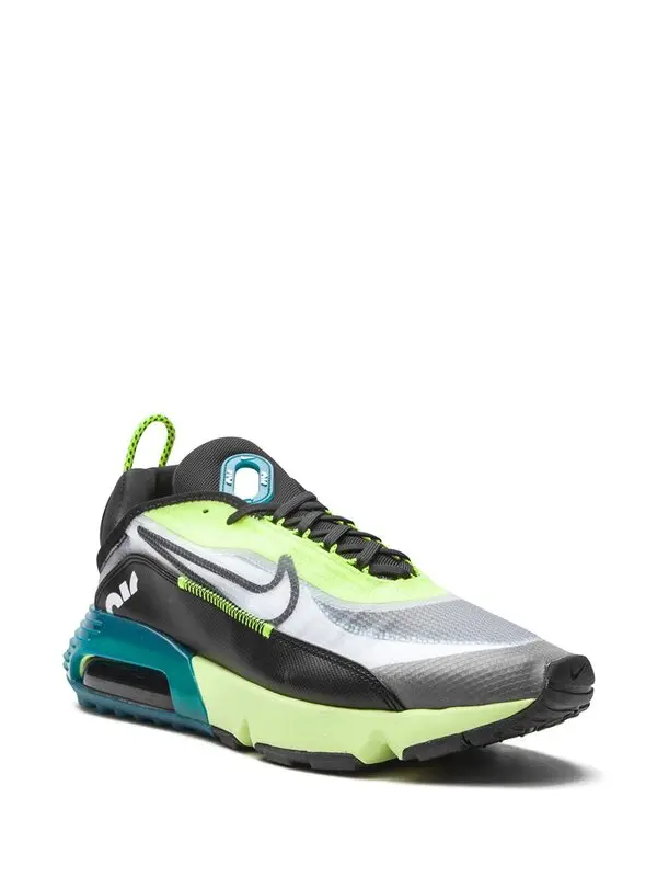 Nike Max 2090 Low-top Sneakers