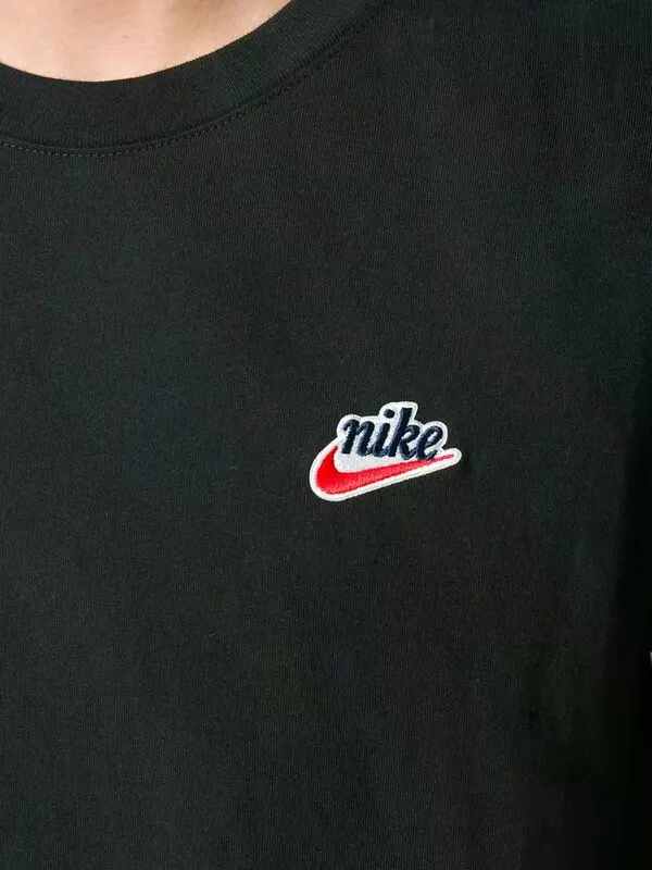 Nike Embroidered Logo Jumper